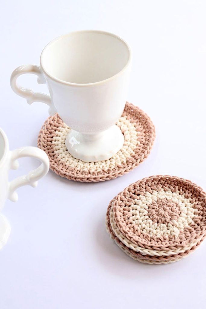 25 Free Crochet Coaster Patterns {Coasters Pattern}