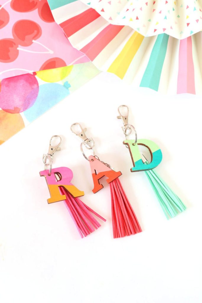 25 Homemade DIY Keychain Ideas: How To Make Keychains