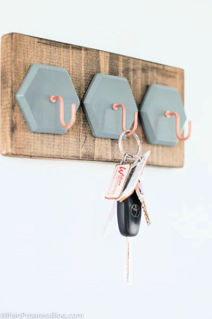 20 Easy DIY Key Holder Ideas for Wall