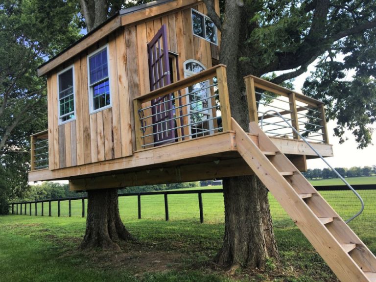 25 Free DIY Tree House Plans and Ideas