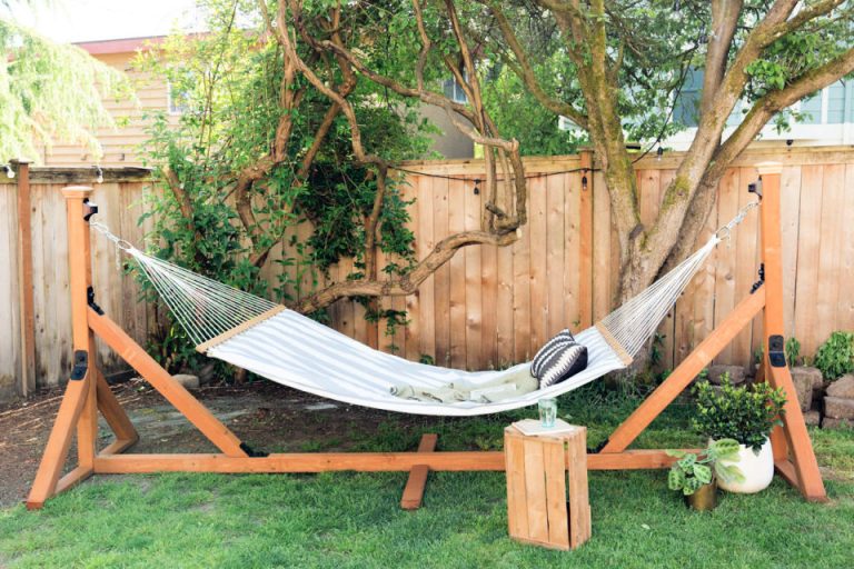 20 DIY Hammock Stand Plans and Ideas to Build Your Own