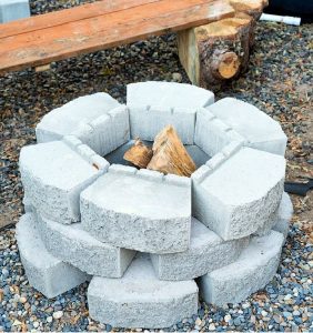 25 DIY Brick Fire Pit Ideas: Build a Fire Pit with Bricks