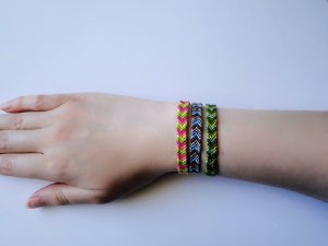 How to Make a Chevron Friendship Bracelet: 25 Free Pattern