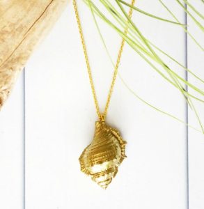 25 DIY Seashell Necklace Ideas To Make Your Own