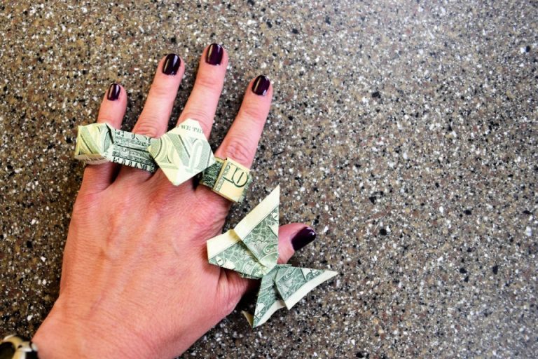 How to Make a Dollar Ring: 20 Ways to Make $1 Bill Ring