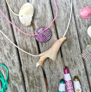 25 DIY Seashell Necklace Ideas To Make Your Own