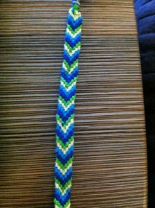 How to Make a Chevron Friendship Bracelet: 25 Free Pattern
