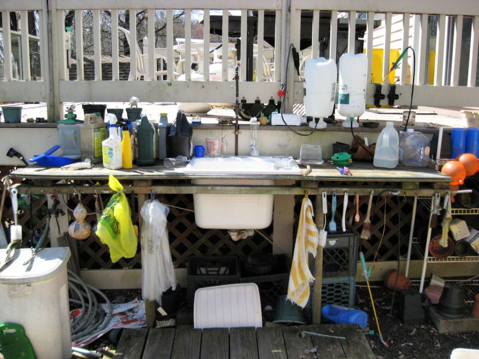 25 Homemade DIY Outdoor Sink Ideas: Build Garden Sink