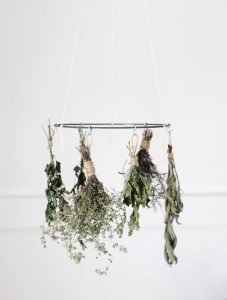 25 Homemade DIY Herb Drying Rack Ideas