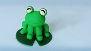 25 Easy Clay Frog Sculptures: How To Make a Clay Frog