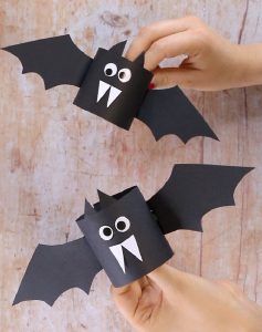 25 Easy Bat Crafts for Kids: Halloween Bat Craft Ideas