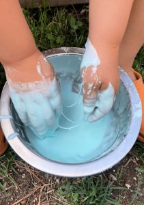 40 Quick and Easy Oobleck Recipe: How To Make Oobleck