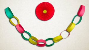 25 DIY Paper Chain Ideas: How To Make a Paper Chain